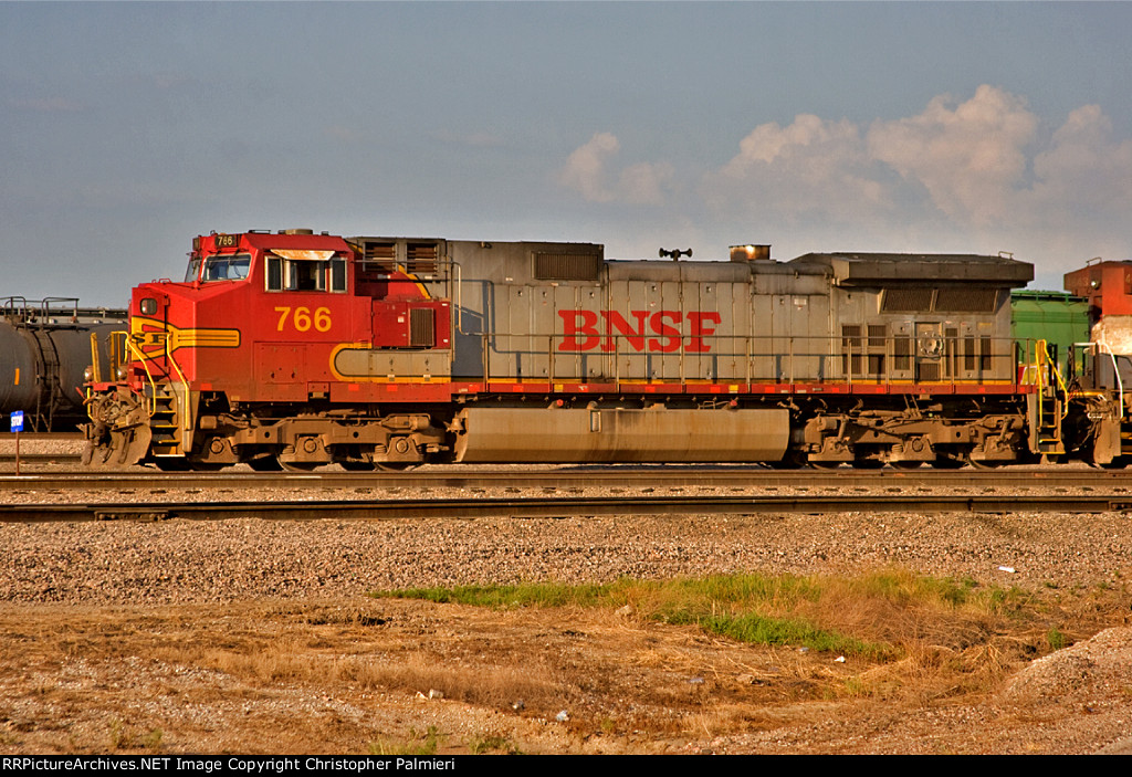 BNSF 766 on H-DENGAL9-08